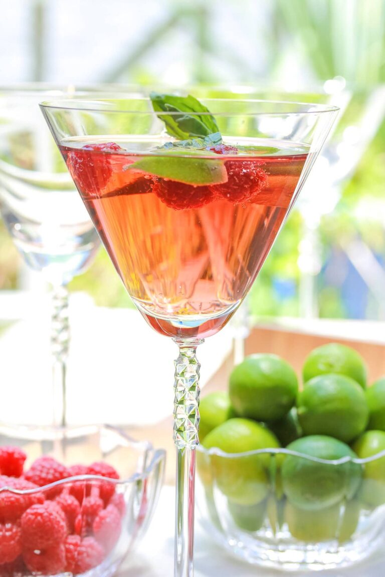 15+ Classy Chambord Cocktails - The Kitchen Everything