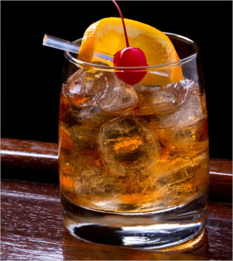 Our Best Crown Royal Cocktails - The Kitchen Everything